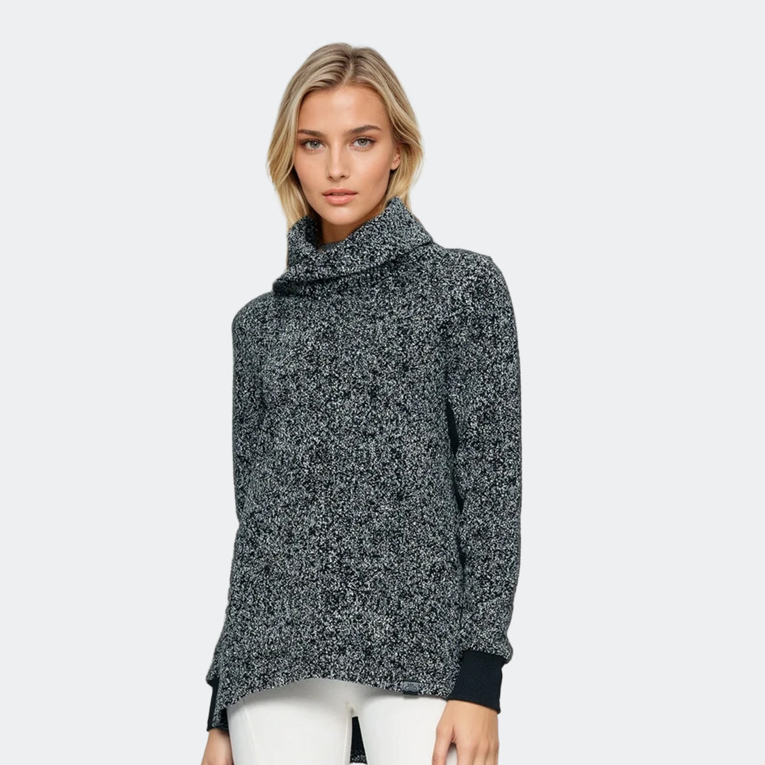 Mina Tunic in Haze Black/Ivory | Tonia DeBellis Après Ski Style
